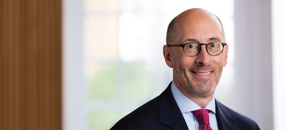 Fannie Mae CEO Reportedly Reprimanded for Romantic Conflict of Interest ...